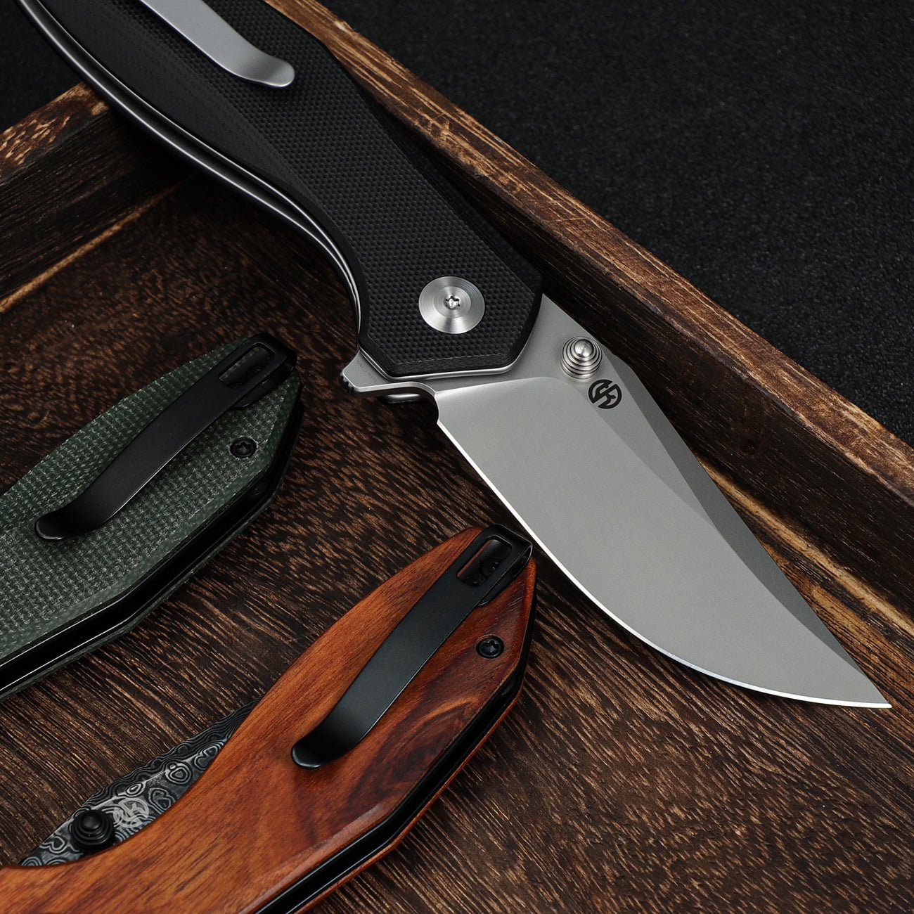 CIVIVI ODD 22 Flipper & Thumb Stud Knife - G10 Handle 14C28N Blade